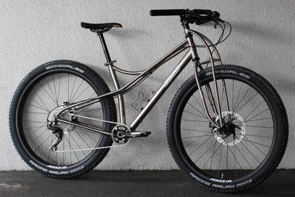 JonesBikes / Jones Titanium Spaceframe with Truss Fork Thru-Axle