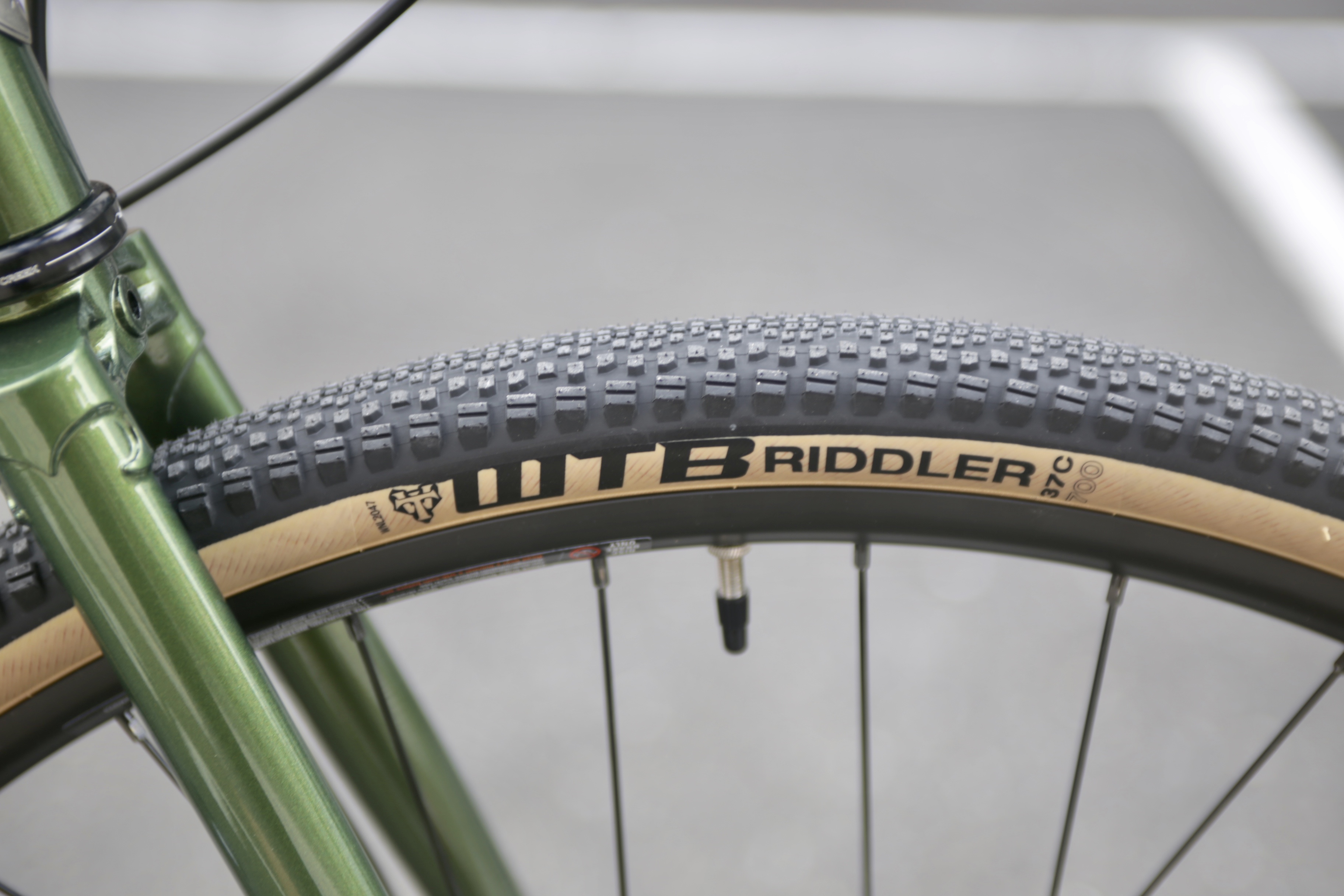 All City / MACHO MAN FLAT BAR 52